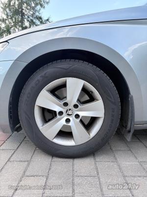 Pelēks Skoda SuperB 2017 Rakvere, ar dzinēja tilpumu 1.40 L un nobraukumu 227 tūkst. km par 9500 €, foto 10 vietnē AUTOMOTO.COM.LV