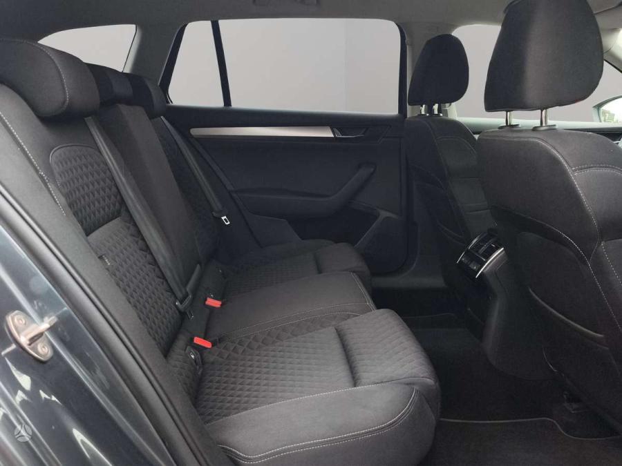 Pelēks Skoda SuperB 2017 Klaipėda, ar dzinēja tilpumu 1.60 L un nobraukumu 206 tūkst. km par 11999 €, foto 10 vietnē AUTOMOTO.COM.LV