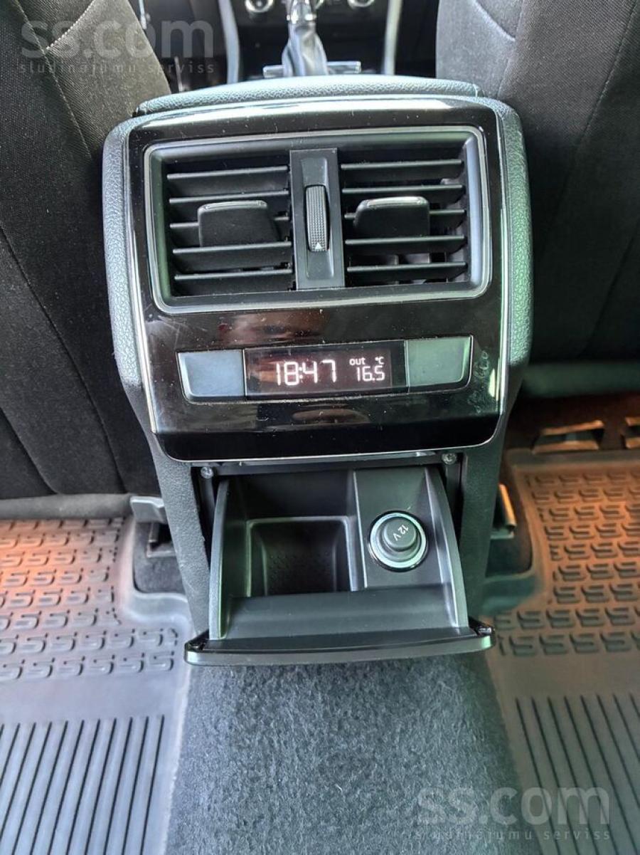 Pelēks Skoda SuperB 2017 Rīga, ar dzinēja tilpumu 1.80 L un nobraukumu 169 tūkst. km par 11100 €, foto 16 vietnē AUTOMOTO.COM.LV
