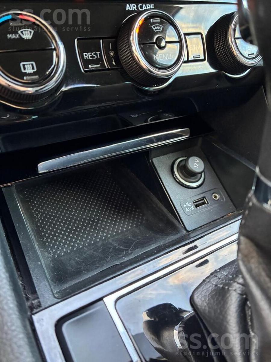 Pelēks Skoda SuperB 2017 Rīga, ar dzinēja tilpumu 1.80 L un nobraukumu 169 tūkst. km par 11100 €, foto 23 vietnē AUTOMOTO.COM.LV