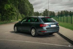 Pelēks Skoda SuperB 2017 Kauņa, ar dzinēja tilpumu 1.80 L un nobraukumu 223 tūkst. km par 10800 €, foto 4 vietnē AUTOMOTO.COM.LV