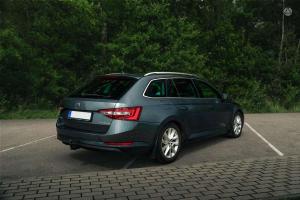 Pelēks Skoda SuperB 2017 Kauņa, ar dzinēja tilpumu 1.80 L un nobraukumu 223 tūkst. km par 10800 €, foto 6 vietnē AUTOMOTO.COM.LV