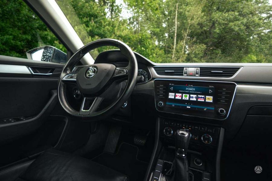 Pelēks Skoda SuperB 2017 Kauņa, ar dzinēja tilpumu 1.80 L un nobraukumu 223 tūkst. km par 10800 €, foto 20 vietnē AUTOMOTO.COM.LV