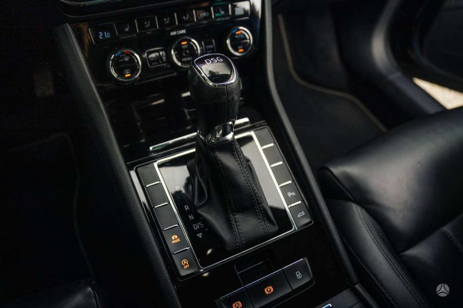 Pelēks Skoda SuperB 2017 Kauņa, ar dzinēja tilpumu 1.80 L un nobraukumu 223 tūkst. km par 10800 €, foto 34 vietnē AUTOMOTO.COM.LV