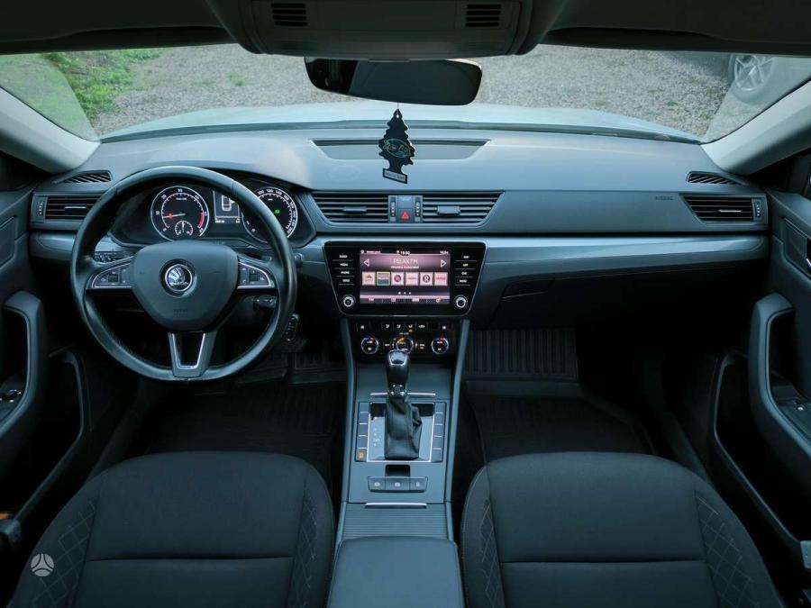 Grey Skoda SuperB 2017 in Trakai, with an engine capacity of 1.60 L and mileage of 288 thousand km for 7890 €, photo 9 on AUTOMOTO.COM.LV