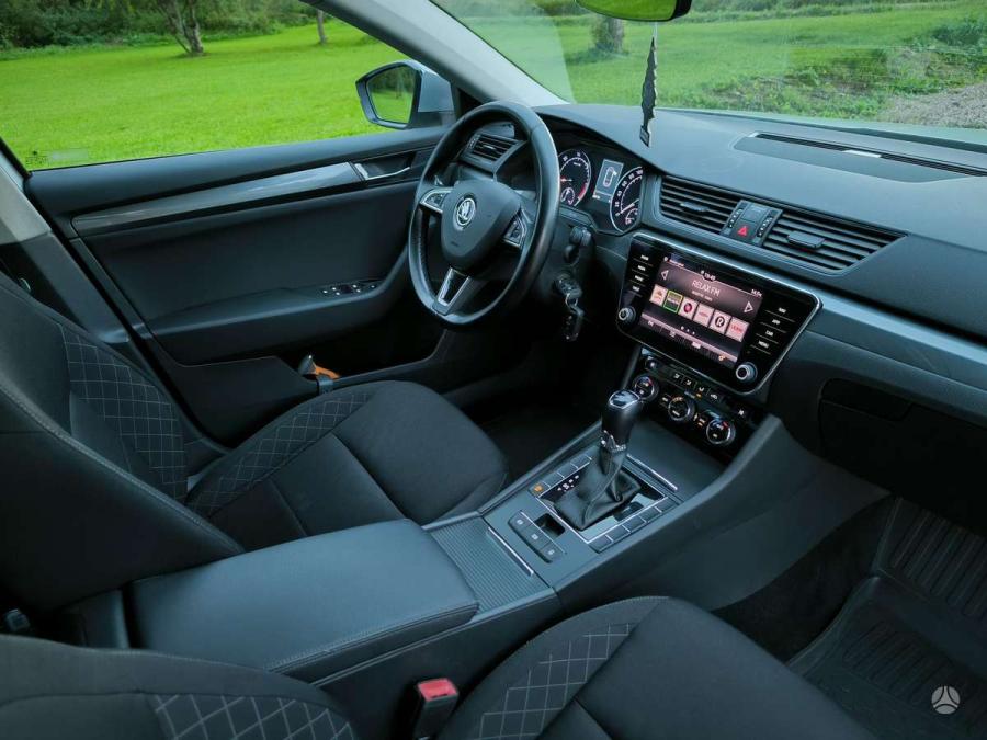 Grey Skoda SuperB 2017 in Trakai, with an engine capacity of 1.60 L and mileage of 288 thousand km for 7890 €, photo 11 on AUTOMOTO.COM.LV