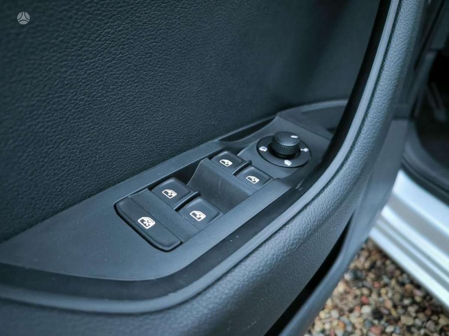 Grey Skoda SuperB 2017 in Trakai, with an engine capacity of 1.60 L and mileage of 288 thousand km for 7890 €, photo 18 on AUTOMOTO.COM.LV