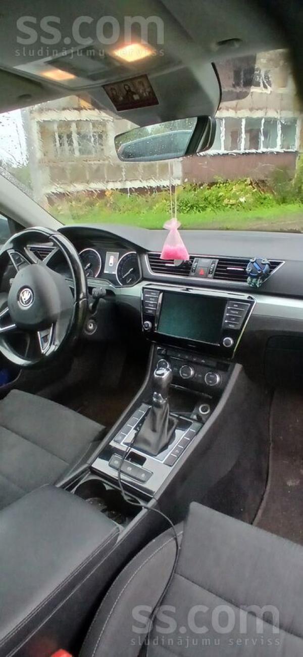 Skoda SuperB 2017 Rīga vietnē Pelēks Skoda SuperB 2017 Rīga, ar dzinēja tilpumu 2.00 L un nobraukumu 350 tūkst. km par 12500 €, foto 4 vietnē AUTOMOTO.COM.LV