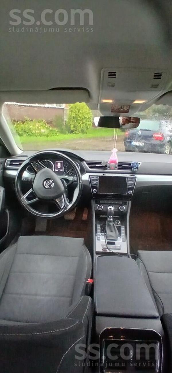 Skoda SuperB 2017 Rīga vietnē Pelēks Skoda SuperB 2017 Rīga, ar dzinēja tilpumu 2.00 L un nobraukumu 350 tūkst. km par 12500 €, foto 8 vietnē AUTOMOTO.COM.LV