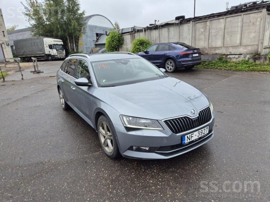 Pelēks Skoda SuperB 2017 Rīga, ar dzinēja tilpumu 2.00 L un nobraukumu 193 tūkst. km par 9990 €, foto 3 vietnē AUTOMOTO.COM.LV