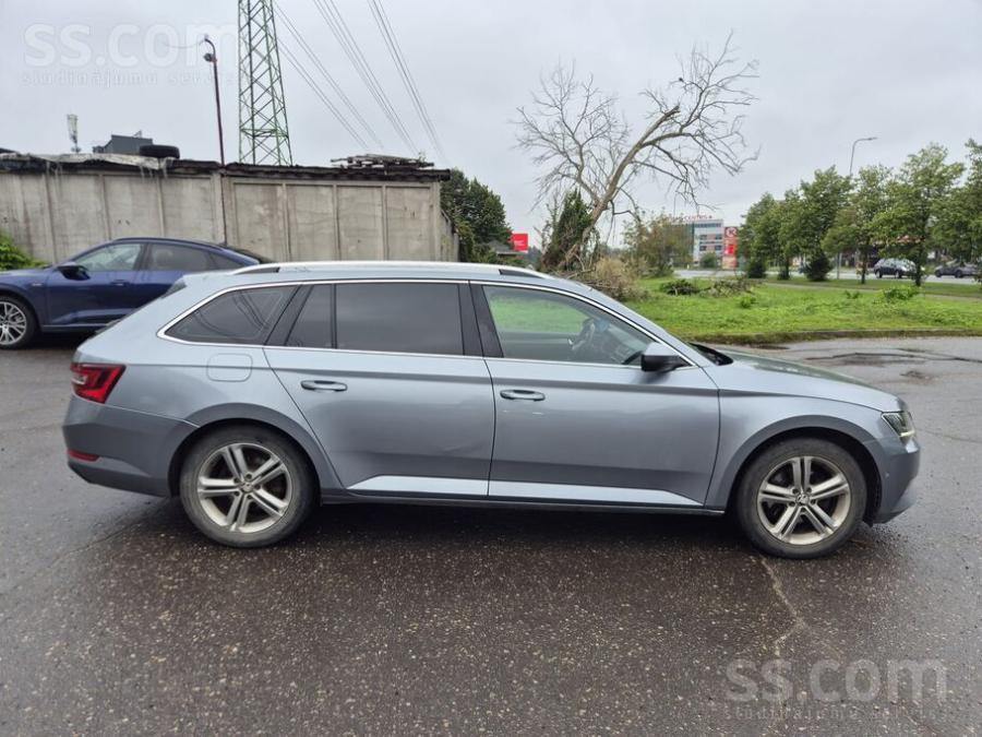 Pelēks Skoda SuperB 2017 Rīga, ar dzinēja tilpumu 2.00 L un nobraukumu 193 tūkst. km par 9990 €, foto 6 vietnē AUTOMOTO.COM.LV