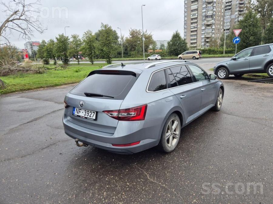 Pelēks Skoda SuperB 2017 Rīga, ar dzinēja tilpumu 2.00 L un nobraukumu 193 tūkst. km par 9990 €, foto 7 vietnē AUTOMOTO.COM.LV