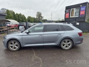 Pelēks Skoda SuperB 2017 Rīga, ar dzinēja tilpumu 2.00 L un nobraukumu 193 tūkst. km par 9990 €, foto 10 vietnē AUTOMOTO.COM.LV