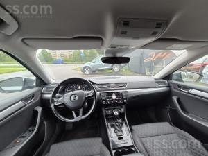 Pelēks Skoda SuperB 2017 Rīga, ar dzinēja tilpumu 2.00 L un nobraukumu 193 tūkst. km par 9990 €, foto 12 vietnē AUTOMOTO.COM.LV