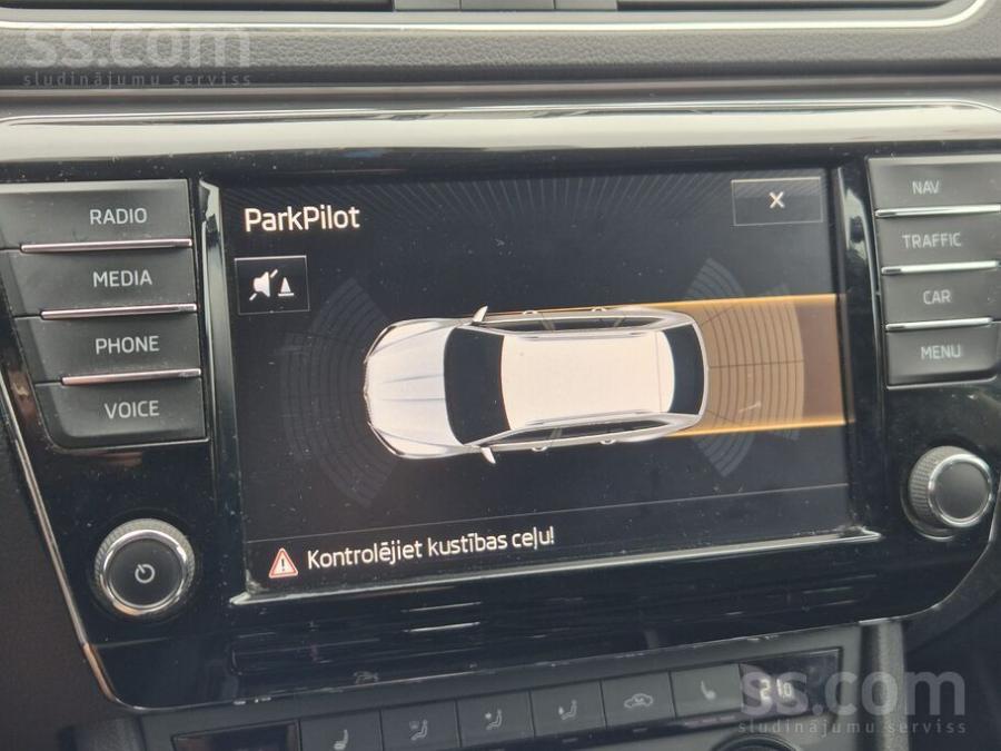 Pelēks Skoda SuperB 2017 Rīga, ar dzinēja tilpumu 2.00 L un nobraukumu 193 tūkst. km par 9990 €, foto 19 vietnē AUTOMOTO.COM.LV