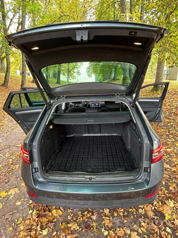 Pelēks Skoda SuperB 2017 Ogre, ar dzinēja tilpumu 2.00 L un nobraukumu 287 tūkst. km par 14150 €, foto 8 vietnē AUTOMOTO.COM.LV