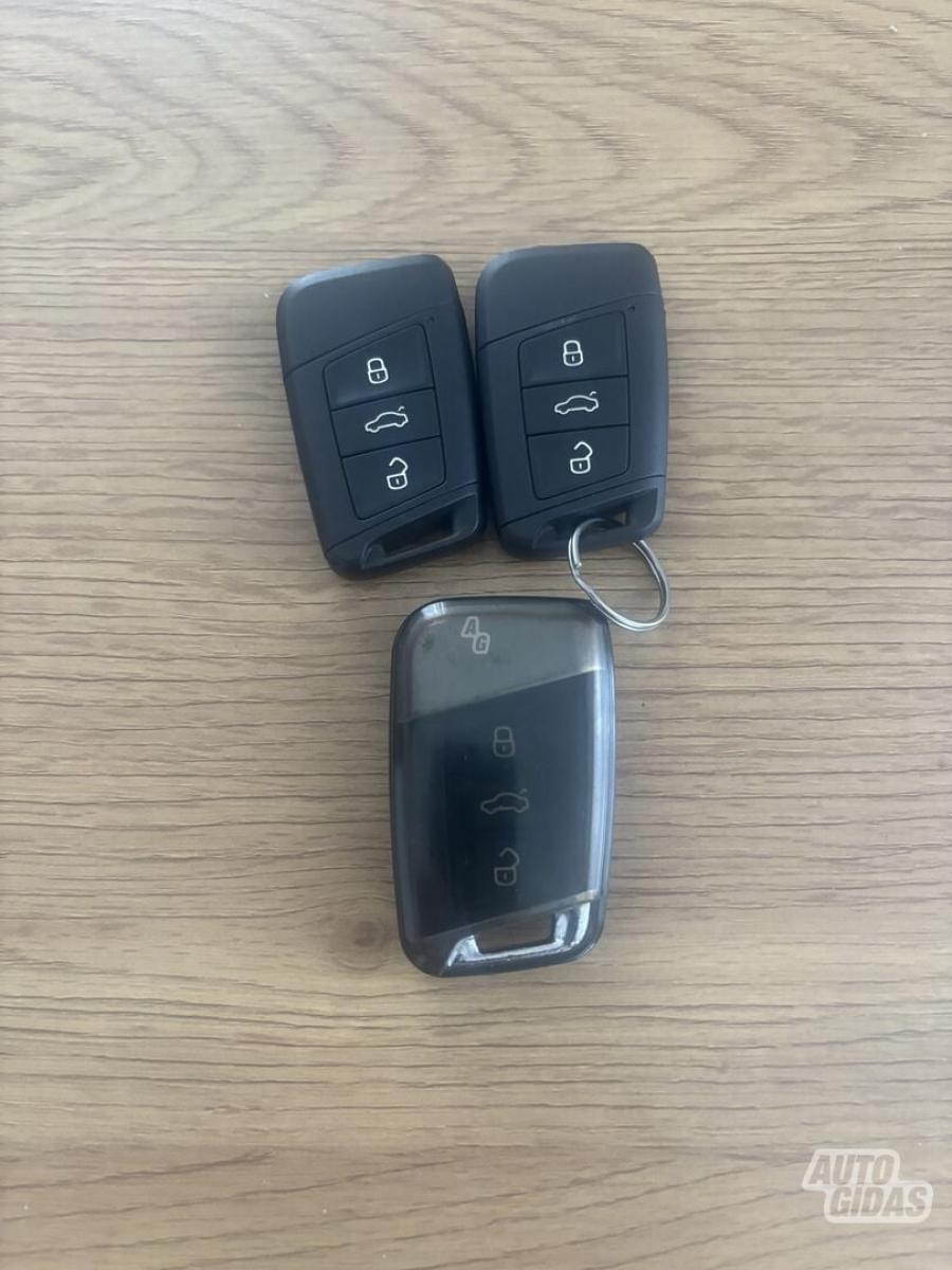 Pelēks Skoda SuperB 2017 Kauņa, ar dzinēja tilpumu 2.00 L un nobraukumu 343 tūkst. km par 11300 €, foto 31 vietnē AUTOMOTO.COM.LV