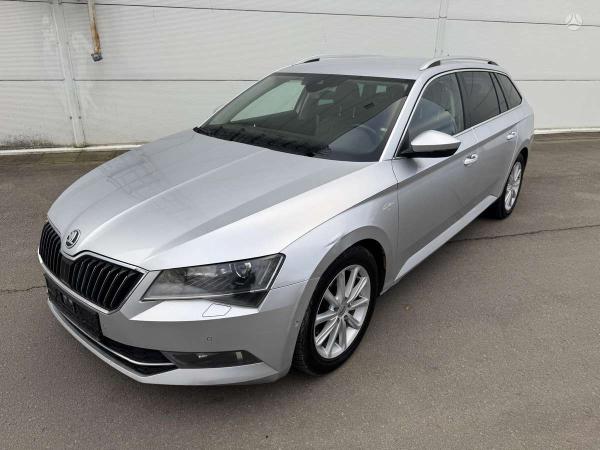 Grey Skoda SuperB 2018 in Klaipeda, with an engine capacity of 1.97 L and mileage of 400 thousand km for 7800 €, photo 1 on AUTOMOTO.COM.LV