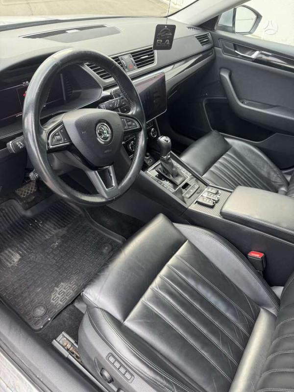 Grey Skoda SuperB 2018 in Klaipeda, with an engine capacity of 1.97 L and mileage of 400 thousand km for 7800 €, photo 6 on AUTOMOTO.COM.LV