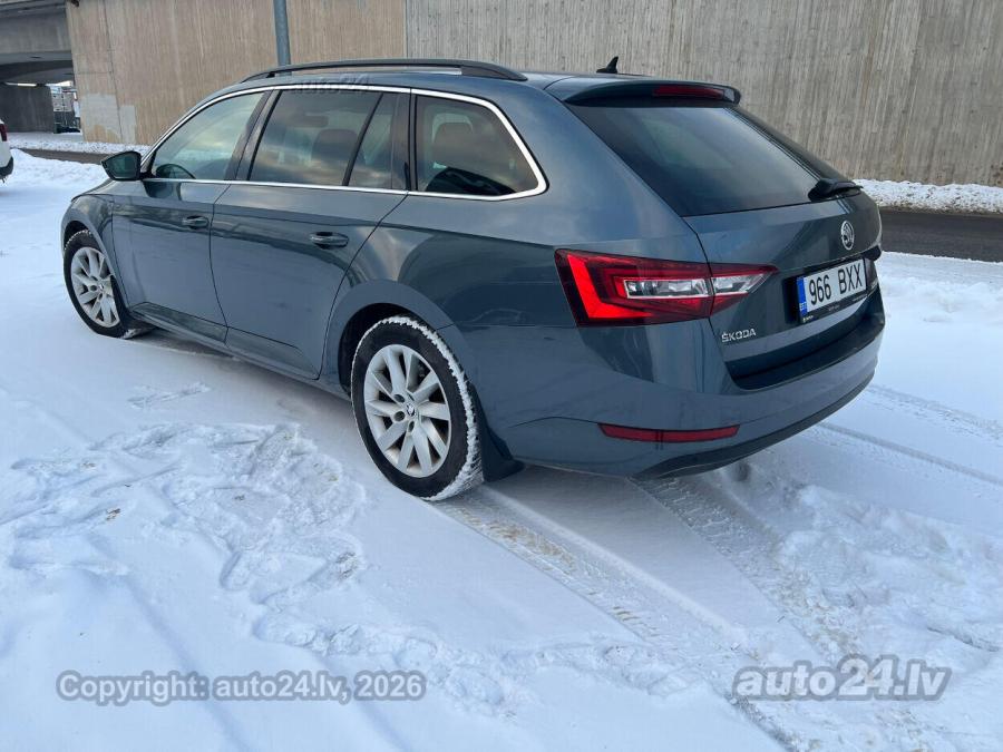 Pelēks Skoda SuperB 2018 Tallina, ar dzinēja tilpumu 1.40 L un nobraukumu 307 tūkst. km par 12999 €, foto 6 vietnē AUTOMOTO.COM.LV