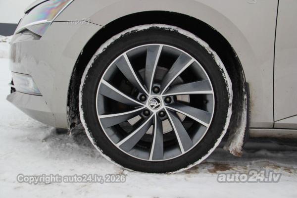 Grey Skoda SuperB 2018 in Tartu, with an engine capacity of 2.00 L and mileage of 270 thousand km for 11750 €, photo 8 on AUTOMOTO.COM.LV