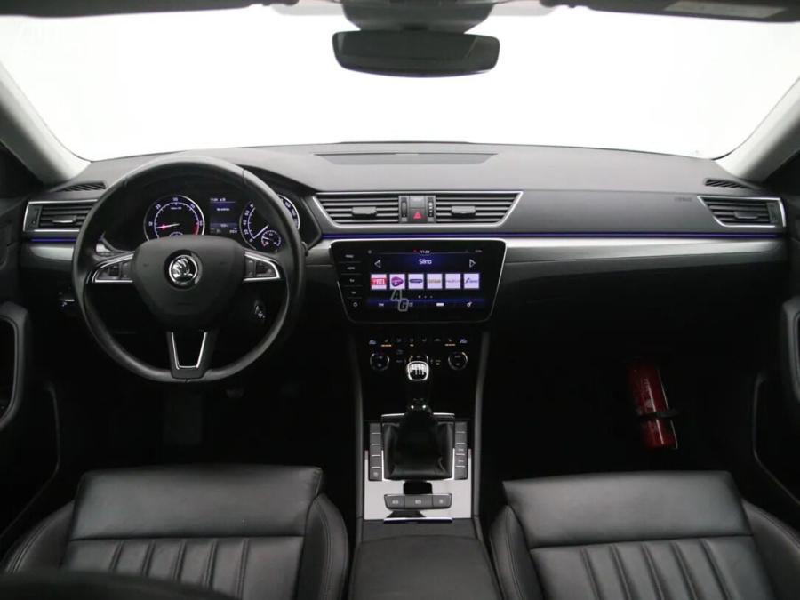 Grey Skoda SuperB 2018 in Vilnius, with an engine capacity of 1.60 L and mileage of 156 thousand km for 14199 €, photo 3 on AUTOMOTO.COM.LV