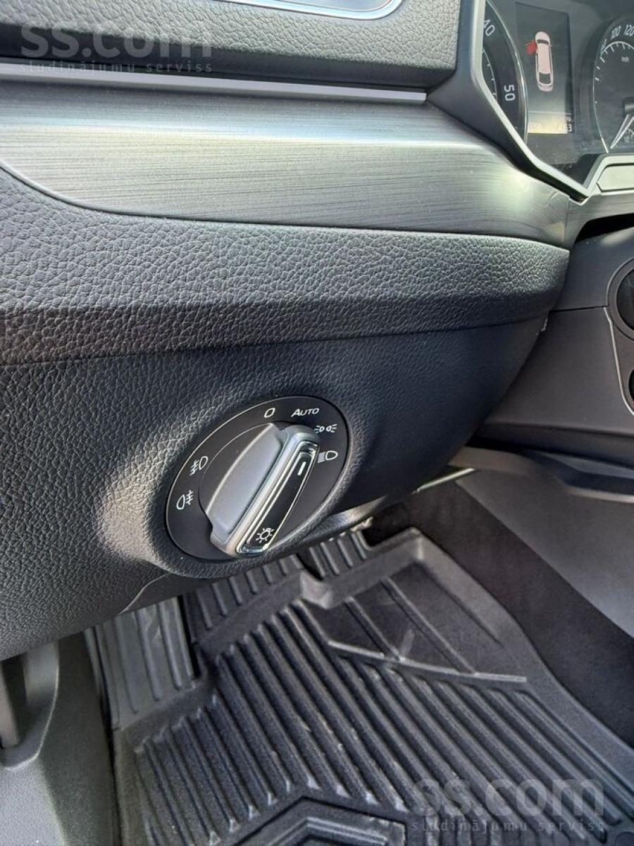 Grey Skoda SuperB 2018 in Riga, with an engine capacity of 2.00 L and mileage of 237 thousand km for 12650 €, photo 13 on AUTOMOTO.COM.LV