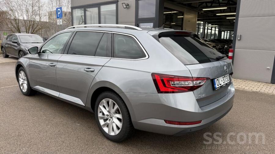 Grey Skoda SuperB 2018 in Riga, with an engine capacity of 1.60 L and mileage of 195 thousand km for 10900 €, photo 4 on AUTOMOTO.COM.LV