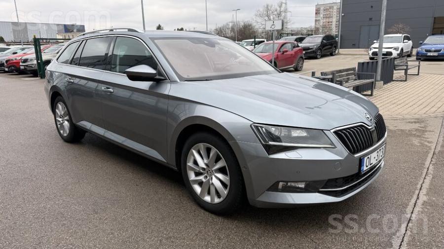 Grey Skoda SuperB 2018 in Riga, with an engine capacity of 1.60 L and mileage of 195 thousand km for 10900 €, photo 7 on AUTOMOTO.COM.LV