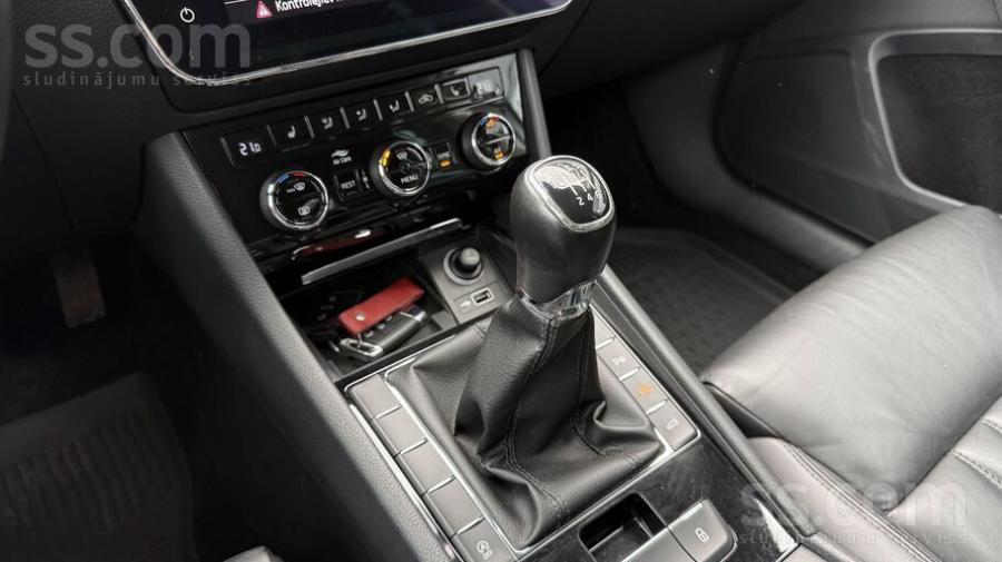 Grey Skoda SuperB 2018 in Riga, with an engine capacity of 1.60 L and mileage of 195 thousand km for 10900 €, photo 24 on AUTOMOTO.COM.LV