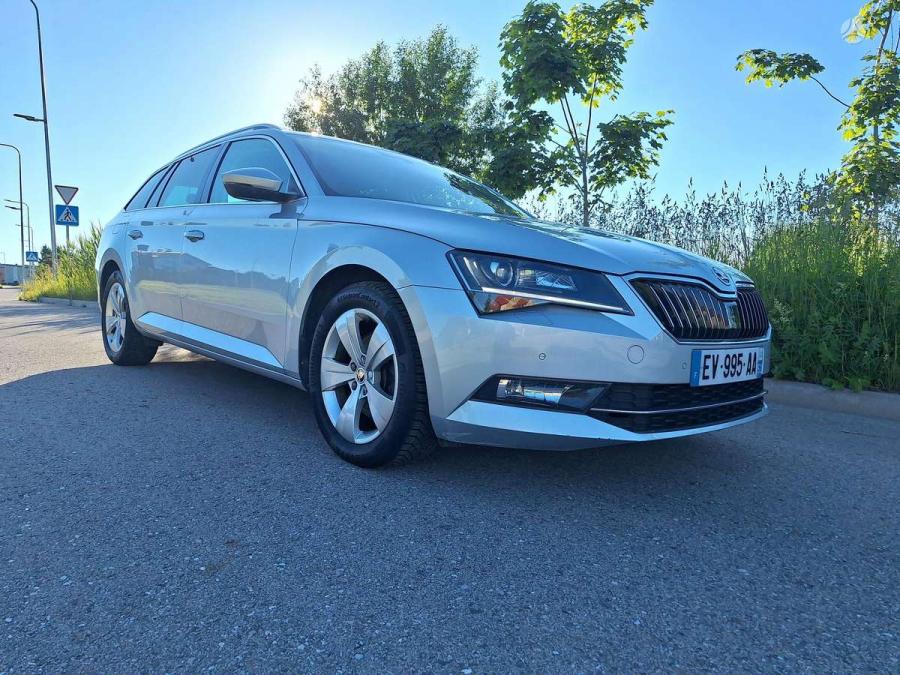Grey Skoda SuperB 2018 in Klaipeda, with an engine capacity of 1.60 L and mileage of 249 thousand km for 9690 €, photo 1 on AUTOMOTO.COM.LV