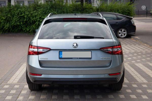 Pelēks Skoda SuperB 2018 Viļņa, ar dzinēja tilpumu 1.97 L un nobraukumu 213 tūkst. km par 12000 €, foto 4 vietnē AUTOMOTO.COM.LV