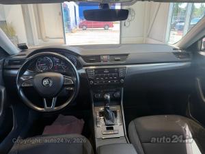 Pelēks Skoda SuperB 2018 Hāpsalu, ar dzinēja tilpumu 2.00 L un nobraukumu 160 tūkst. km par 16000 €, foto 6 vietnē AUTOMOTO.COM.LV