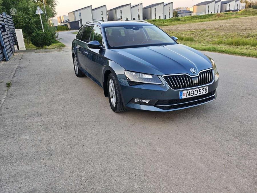 Grey Skoda SuperB 2018 in Kaunas, with an engine capacity of 1.50 L and mileage of 143 thousand km for 17000 €, photo 1 on AUTOMOTO.COM.LV