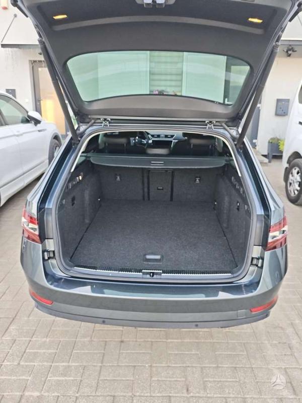 Grey Skoda SuperB 2018 in Kaunas, with an engine capacity of 1.50 L and mileage of 143 thousand km for 17000 €, photo 7 on AUTOMOTO.COM.LV