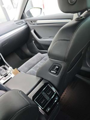 Grey Skoda SuperB 2018 in Kaunas, with an engine capacity of 1.50 L and mileage of 143 thousand km for 17000 €, photo 14 on AUTOMOTO.COM.LV