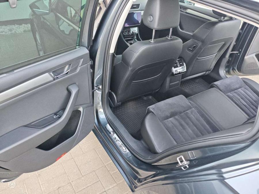 Grey Skoda SuperB 2018 in Kaunas, with an engine capacity of 1.50 L and mileage of 143 thousand km for 17000 €, photo 19 on AUTOMOTO.COM.LV