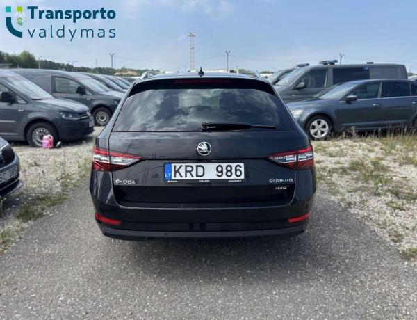 Grey Skoda SuperB 2018 in Vilnius, with an engine capacity of 1.97 L and mileage of 238 thousand km for 12900 €, photo 5 on AUTOMOTO.COM.LV