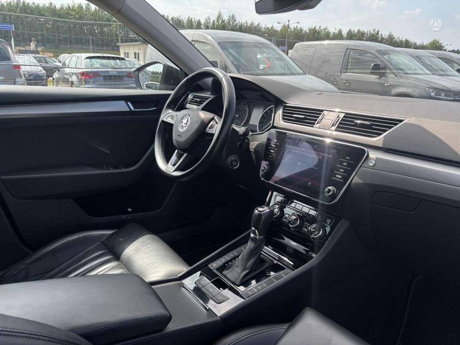 Grey Skoda SuperB 2018 in Vilnius, with an engine capacity of 1.97 L and mileage of 238 thousand km for 12900 €, photo 10 on AUTOMOTO.COM.LV