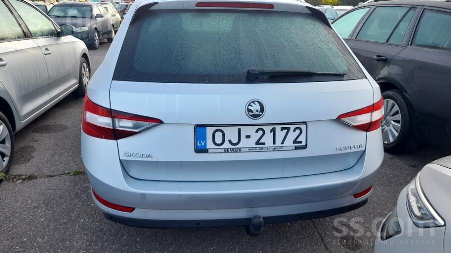 Pelēks Skoda SuperB 2018 Rīga, ar dzinēja tilpumu 1.60 L un nobraukumu 319 tūkst. km par 9990 €, foto 3 vietnē AUTOMOTO.COM.LV