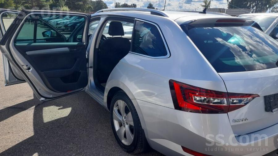 Pelēks Skoda SuperB 2018 Rīga, ar dzinēja tilpumu 1.60 L un nobraukumu 319 tūkst. km par 9990 €, foto 16 vietnē AUTOMOTO.COM.LV
