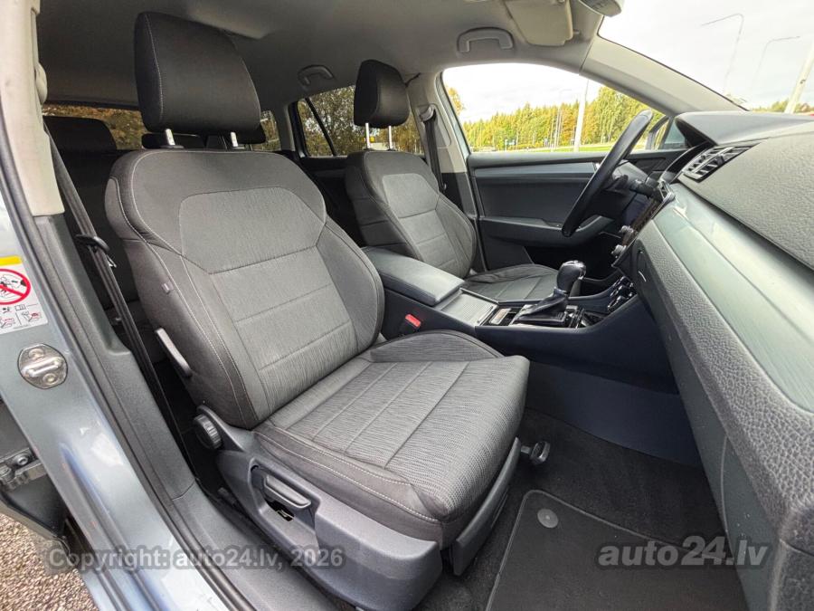 Grey Skoda SuperB 2018 in Paide, with an engine capacity of 1.60 L and mileage of 302 thousand km for 10890 €, photo 10 on AUTOMOTO.COM.LV