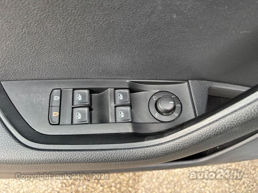 Grey Skoda SuperB 2018 in Paide, with an engine capacity of 1.60 L and mileage of 302 thousand km for 10890 €, photo 23 on AUTOMOTO.COM.LV