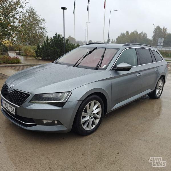 Pelēks Skoda SuperB 2018 Viļņa, ar dzinēja tilpumu 1.60 L un nobraukumu 215 tūkst. km par 10500 €, foto 3 vietnē AUTOMOTO.COM.LV