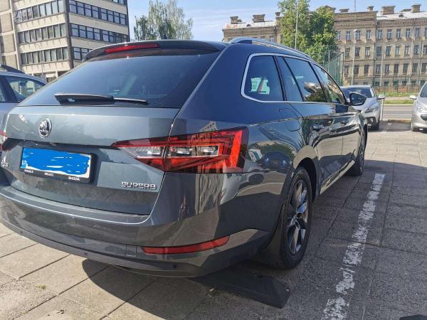 Grey Skoda SuperB 2019 in Kaunas, with an engine capacity of 1.40 L and mileage of 115 thousand km for 18500 €, photo 2 on AUTOMOTO.COM.LV