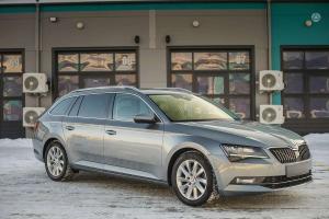Grey Skoda SuperB 2019 in Kaunas, with an engine capacity of 2.00 L and mileage of 164 thousand km for 15590 €, photo 3 on AUTOMOTO.COM.LV