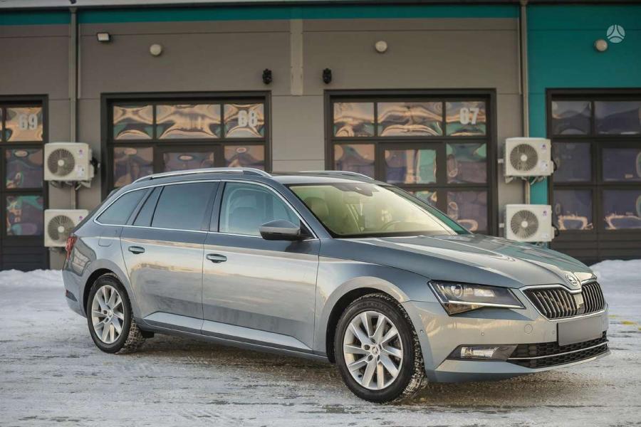 Grey Skoda SuperB 2019 in Kaunas, with an engine capacity of 2.00 L and mileage of 164 thousand km for 15590 €, photo 3 on AUTOMOTO.COM.LV