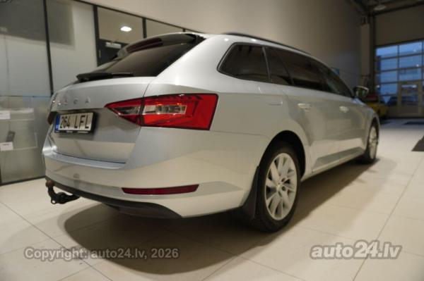 Pelēks Skoda SuperB 2019 Tallina, ar dzinēja tilpumu 2.00 L un nobraukumu 151 tūkst. km par 16900 €, foto 3 vietnē AUTOMOTO.COM.LV