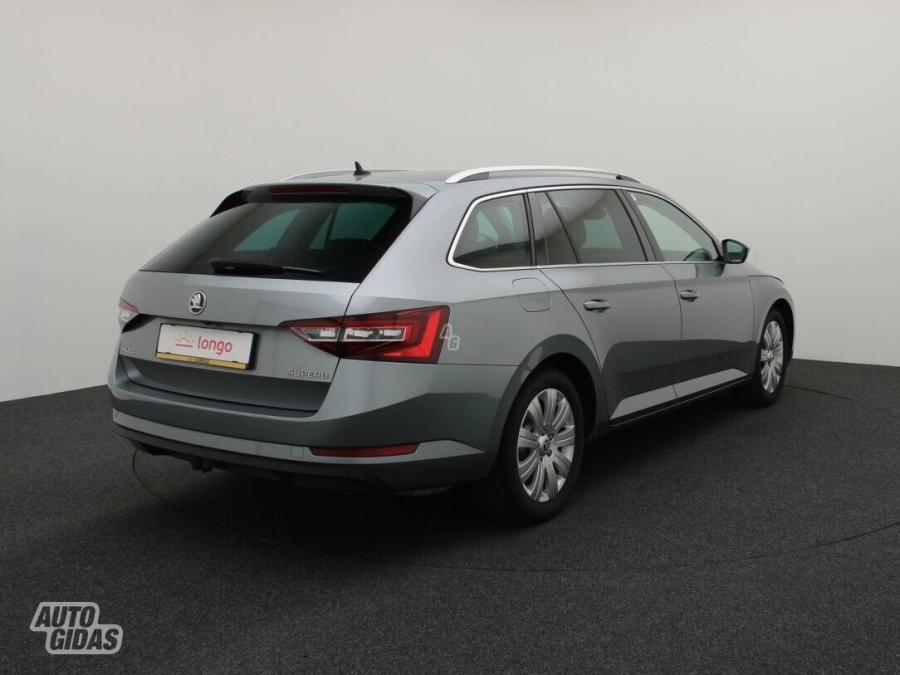 Pelēks Skoda SuperB 2019 Viļņa, ar dzinēja tilpumu 1.50 L un nobraukumu 184 tūkst. km par 15499 €, foto 8 vietnē AUTOMOTO.COM.LV