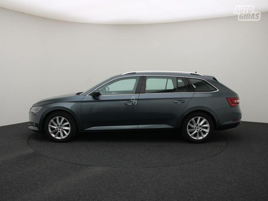 Grey Skoda SuperB 2019 in Vilnius, with an engine capacity of 1.50 L and mileage of 184 thousand km for 15199 €, photo 6 on AUTOMOTO.COM.LV